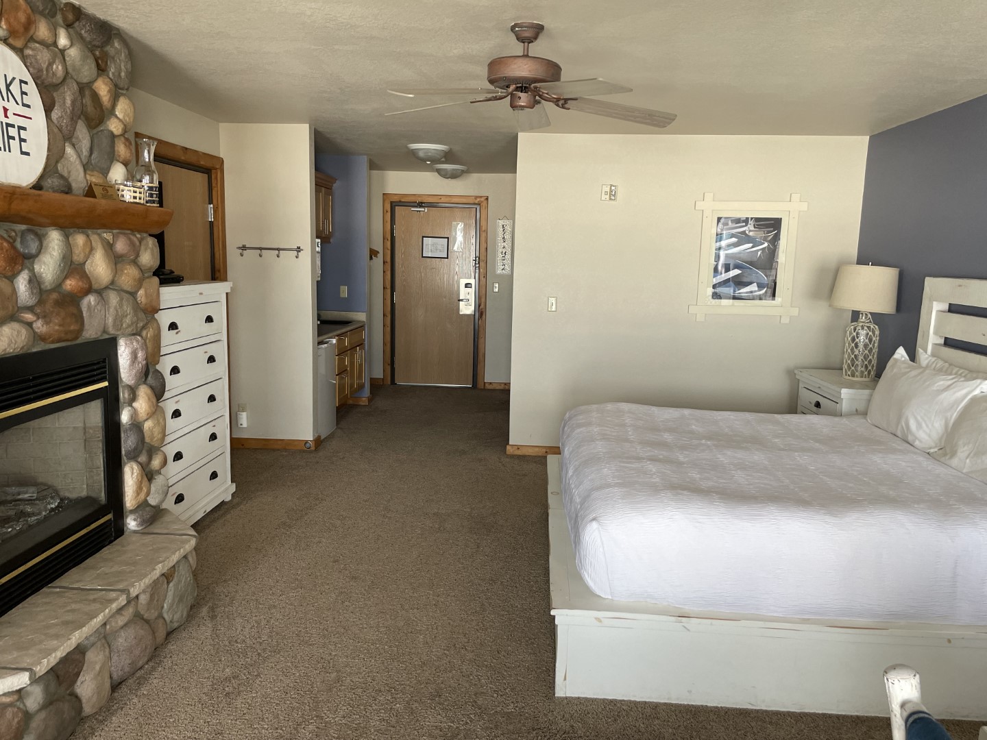 Lodging Options | Quarterdeck Resort