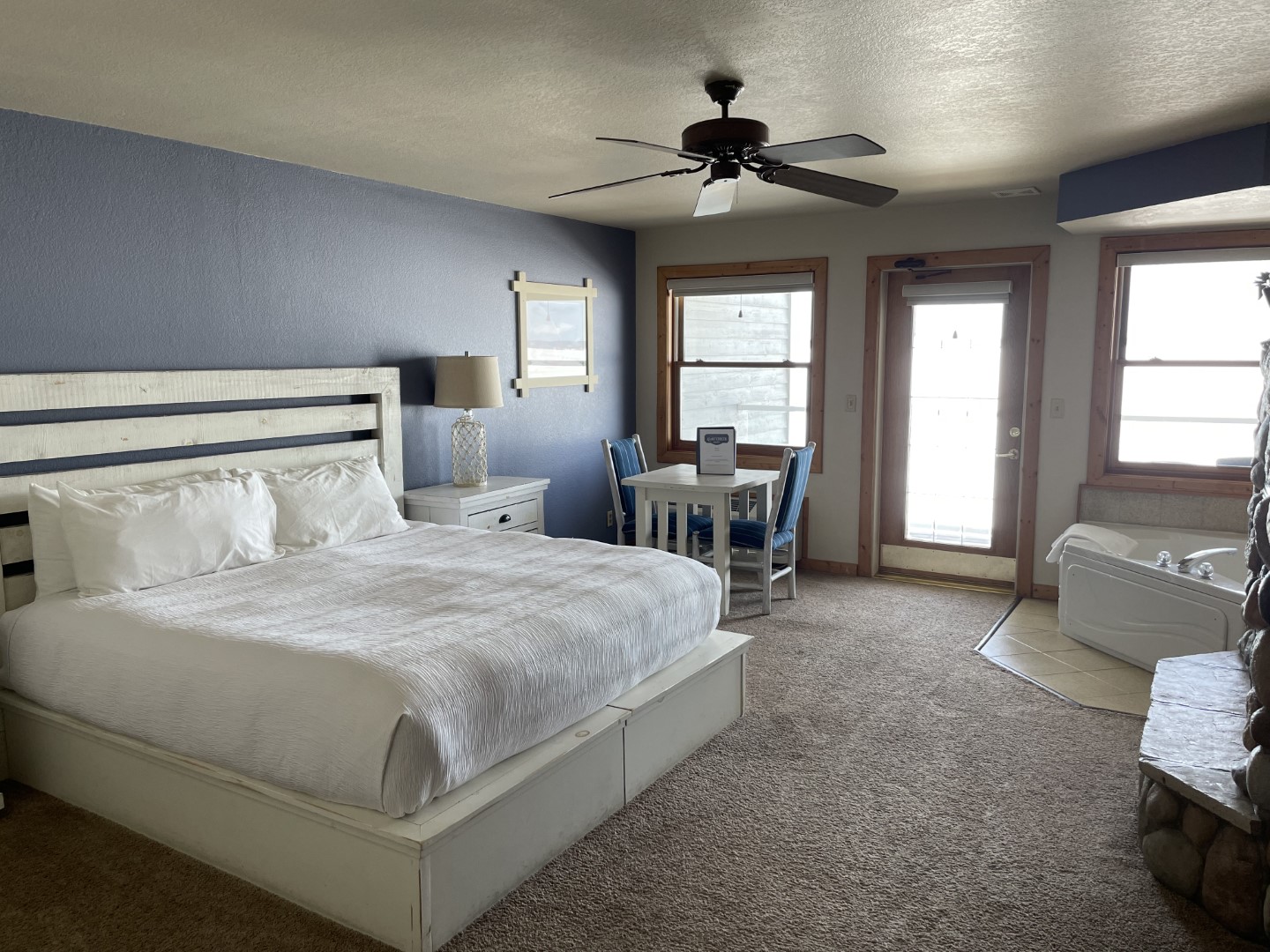 Lodging Options | Quarterdeck Resort